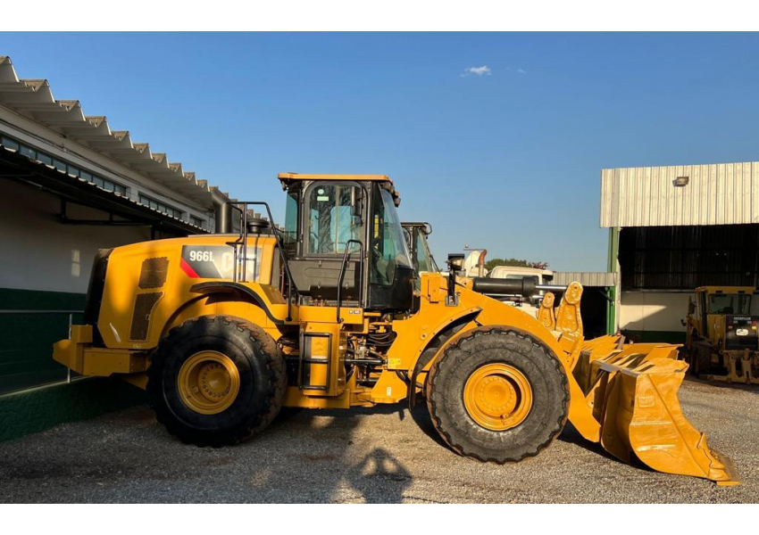 Carregadeira De Rodas Caterpillar 966L | Agrofy Carregadeira De Rodas Caterpillar 966L | Agrofy